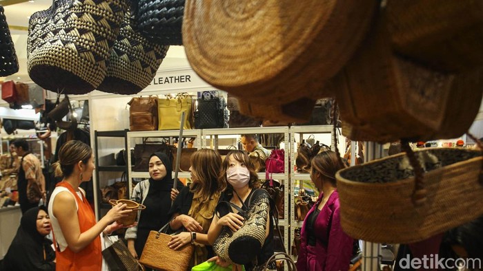 Tidak Hanya WNI, WNA Juga Borong Kerajinan di Inacraft 2023