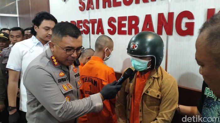 Polisi Tangkap 3 Anggota Geng Motor yang Sabet Warga Serang Pakai Sajam Polisi Tangkap 3 Anggota Geng Motor yang Sabet Warga Serang Pakai Sajam