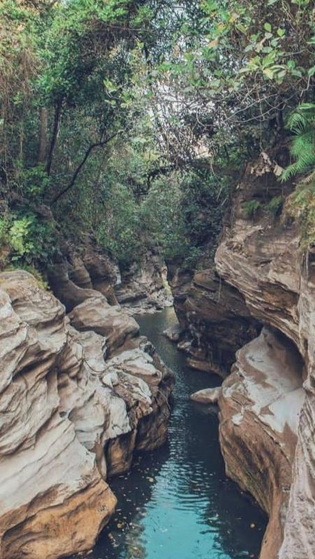 Terpesona Kedung Cinet, Grand Canyon Mini dari Jombang