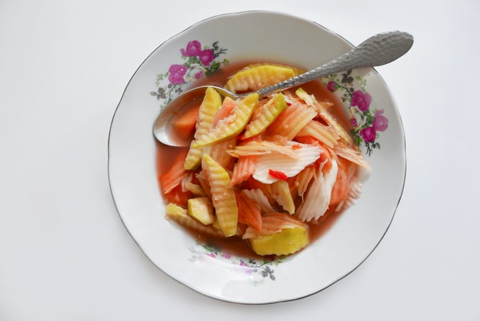 Pedas Segar! 10 Rujak Indonesia, Rujak Buah hingga Rujak Bulung
