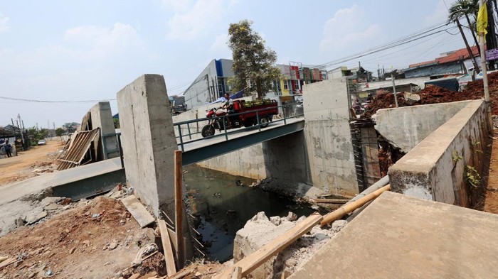 Antisipasi Banjir, Jembatan di Tangsel Diperbaiki