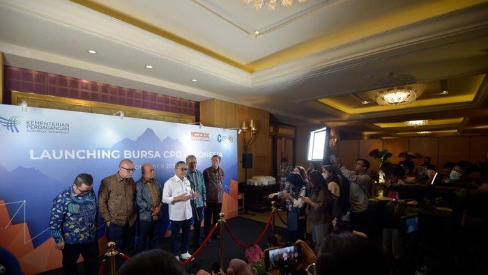 Lihat Lagi Momen Zulhas Resmi Luncurkan Bursa CPO