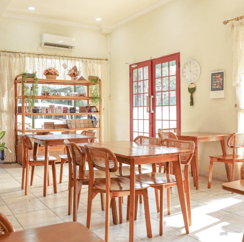 5 Kafe Hits di Depok Buat Santai dan Makan Enak Bareng Bestie - Halaman 2 5 Kafe Hits di Depok Buat Santai dan Makan Enak Bareng Bestie - Halaman 2