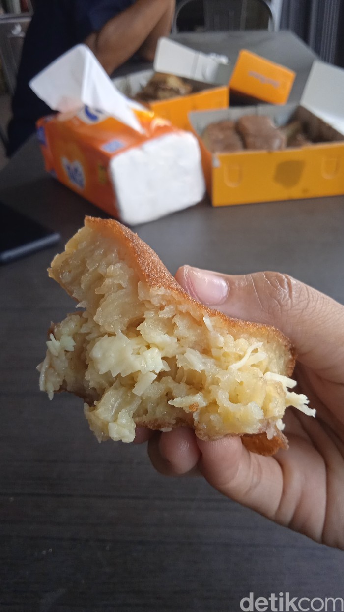 Manis Empuk Martabak Legendaris di Kelapa Gading yang Eksis Sejak 1980an