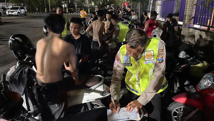 69 Motor Diamankan Saat Razia Balap Liar di Nganjuk 69 Motor Diamankan Saat Razia Balap Liar di Nganjuk