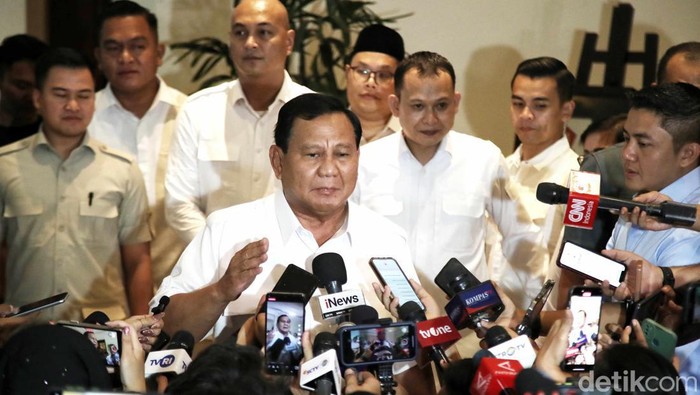 MKMK Bacakan Putusan Etik Hakim MK Sore Nanti, Ini Kata Prabowo MKMK Bacakan Putusan Etik Hakim MK Sore Nanti, Ini Kata Prabowo