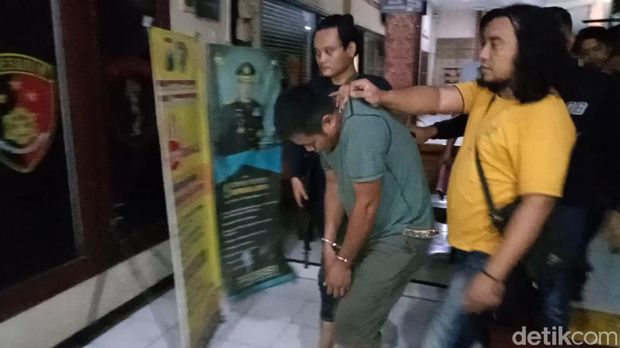 Pembunuhan Sekdes di Kerek Tuban: Kronologi hingga Motif Pelaku Pembunuhan Sekdes di Kerek Tuban: Kronologi hingga Motif Pelaku