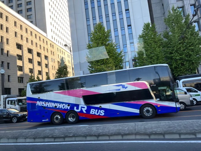 Lihat Lebih Dekat Transportasi Bus di Jepang yang Unik dan Nyaman