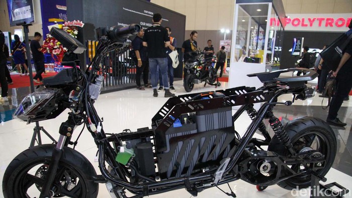 Savart Rilis Motor Listrik S-1, Mirip BMW CE 04?