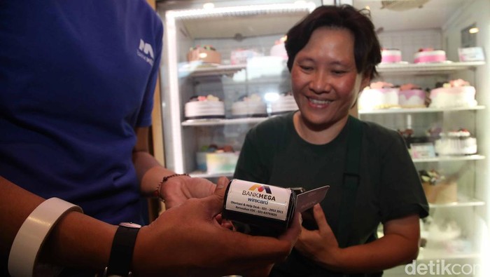 1 MPC Point untuk Makan Es Krim dari Bank Mega