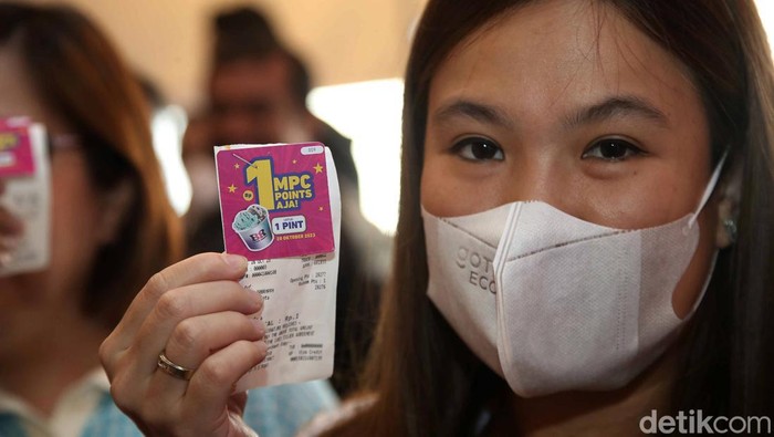 1 MPC Point untuk Makan Es Krim dari Bank Mega