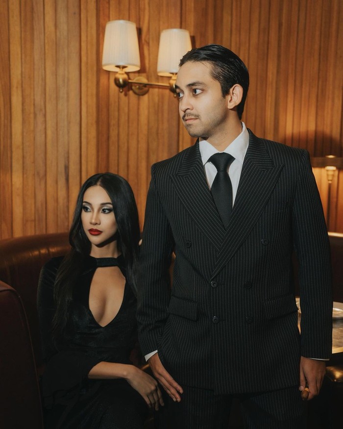 Anya Geraldine Seksi Jadi Addams Family, Foto Bareng Pacar