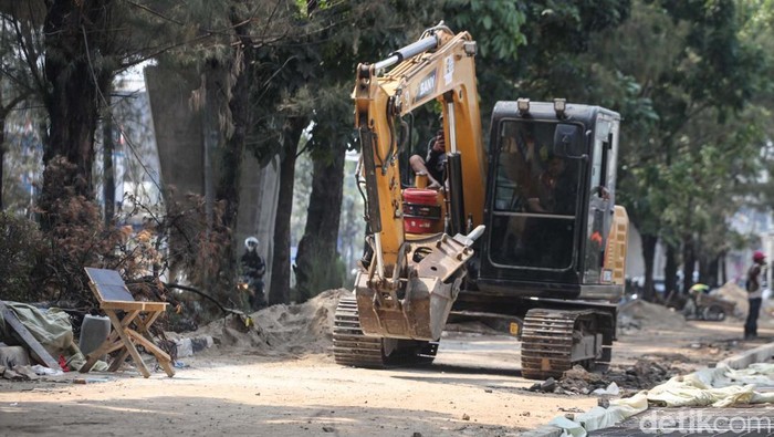 Mengintip Progres Penataan Trotoar Velodrome-Pulomas