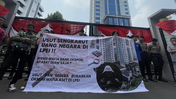 Aksi Massa Di Kemenkeu Tuntut Usut Sengkarut Lpei
