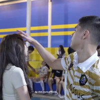 7 Foto Al Ghazali & Laura Moane Pamer Kemesraan, Cium dan Peluk di Depan Umum