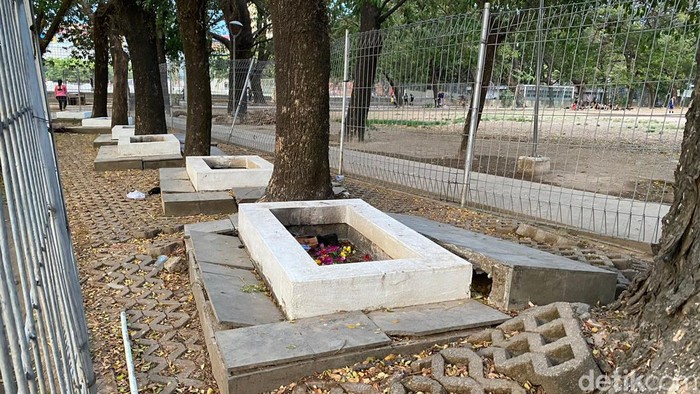 Potret Makam Tujua di Karebosi Makassar yang Dikeramatkan Warga