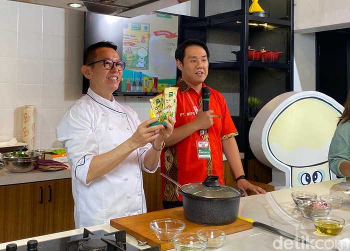 Potret Seru Cooking Class Masakan Bangka Bareng Chef Eddrian