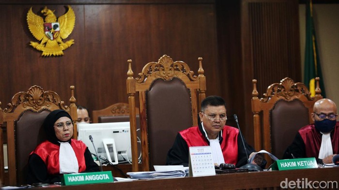 Momen Eks Kabasarnas Bersaksi di Sidang Korupsi Basarnas