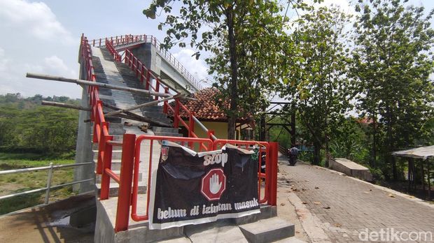 Pemkot Semarang Bangun Jembatan Kaca Tinjomoyo Rp 11 M, Rampung tapi ... Pemkot Semarang Bangun Jembatan Kaca Tinjomoyo Rp 11 M, Rampung tapi ...