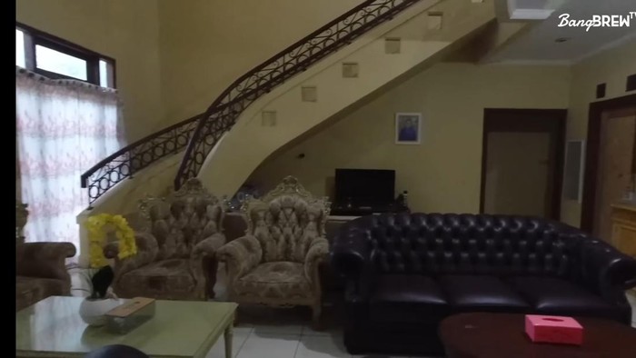 Before-After Rumah Ibu Eny yang Sempat Viral: Dulu Terbengkalai, Kini Bagus