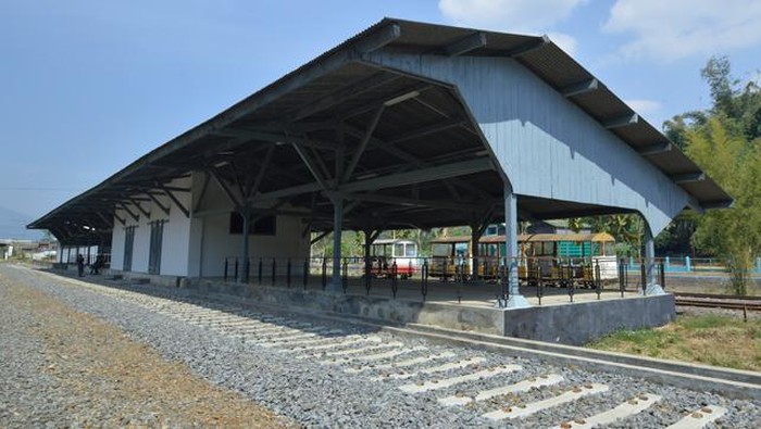 Potret Stasiun Tuntang, Stasiun Bersejarah Latar Gadis Kretek