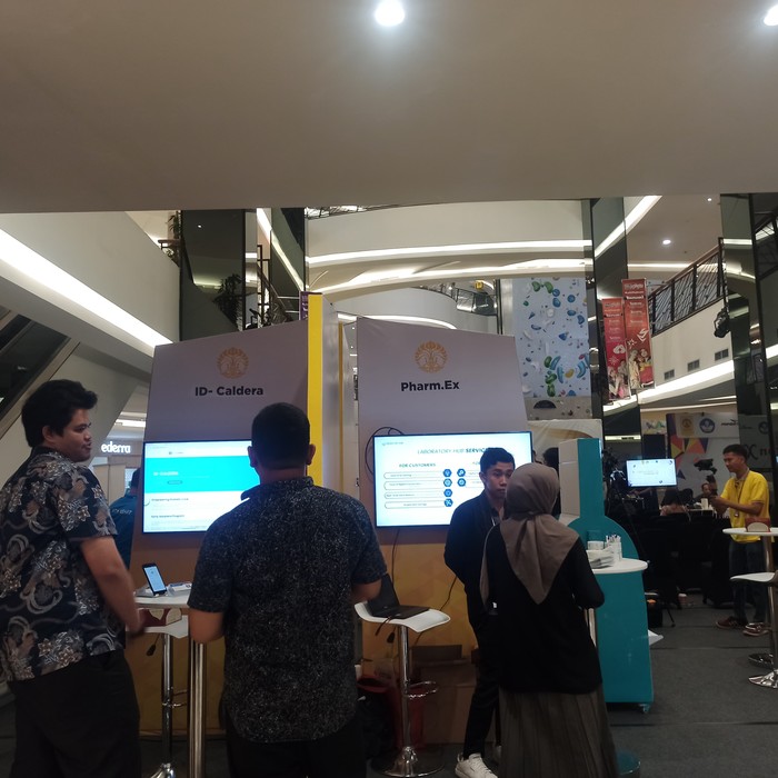 Suasana Demoday UI Incubate Innovation Festival, Ada 21 Tenant Startup!