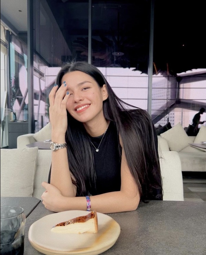 Susan Sameh Hobi Kulineran, Ini Momennya Saat Makan Croissant hingga Bakso