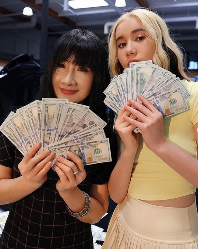 Tak Posting Foto 5 Tahun, Ini Foto Terbaru Lil Tay Setelah Kematian ...