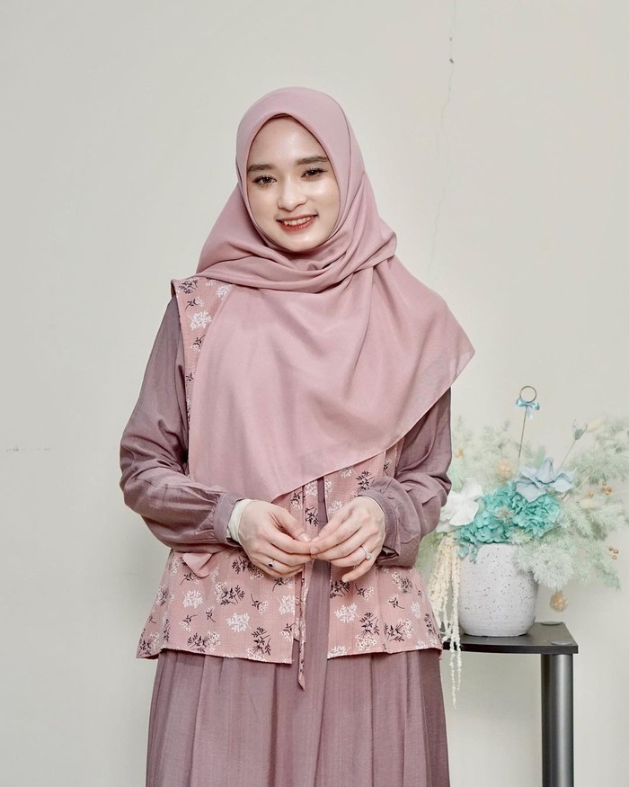 Di Balik Senyum, Inara Rusli Simpan Tekanan Mental