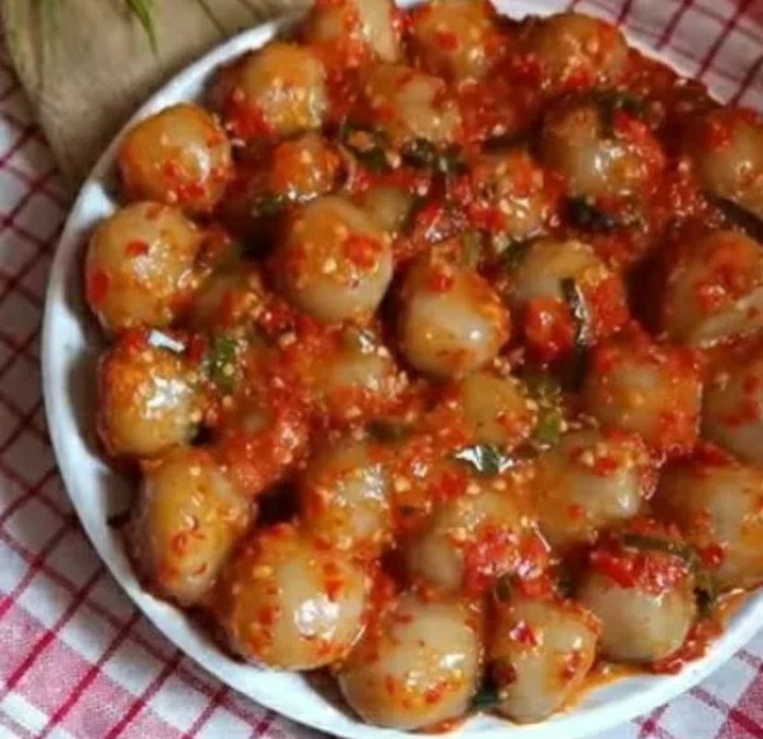 Mantul! 20 Cilok Goang Berkuah Gurih Pedas Ada di Sini!