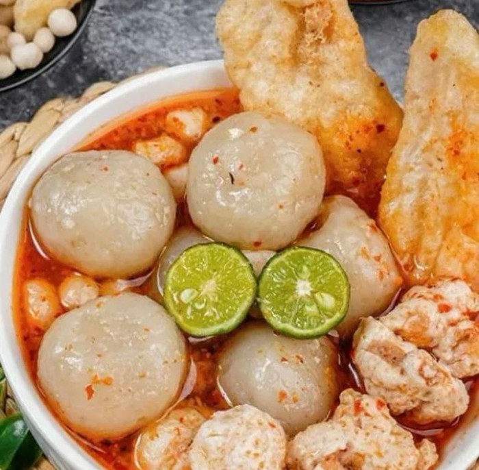 Mantul! 20 Cilok Goang Berkuah Gurih Pedas Ada di Sini!