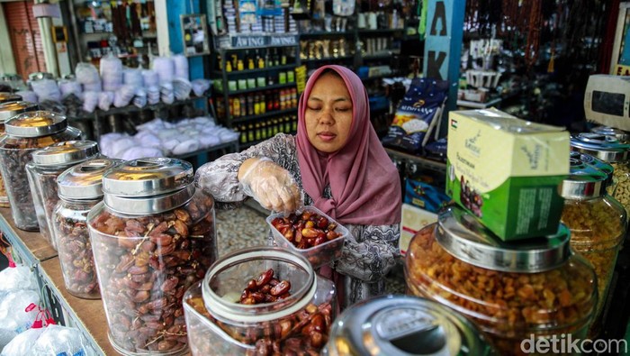 Melihat Timur Tengah di Kampung Arab Condet