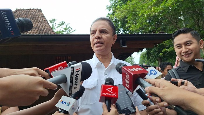 Sekjen PBNU Ajak Tak Pilih yang Didukung Ba'asyir, Ini Kata Timnas AMIN Sekjen PBNU Ajak Tak Pilih yang Didukung Ba'asyir, Ini Kata Timnas AMIN
