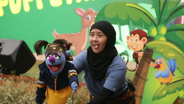 Foto: Mendongeng, Cara Menyenangkan Tanamkan Nilai Kehidupan bagi Anak Foto: Mendongeng, Cara Menyenangkan Tanamkan Nilai Kehidupan bagi Anak