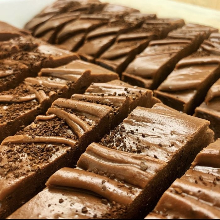 Keren! Toko Permen dan Kue Berusia 42 Tahun Ini Masih Eksis Keren! Toko Permen dan Kue Berusia 42 Tahun Ini Masih Eksis
