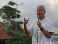 Ganjar Respons Zulhas soal Bansos Dilanjutkan Jika Pilih Prabowo-Gibran