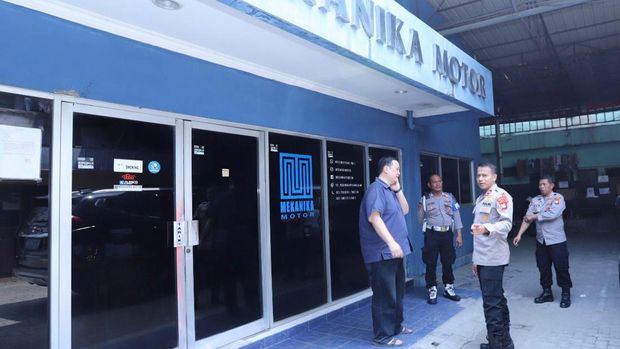 Polsek Mampang Buka Layanan Titip Kendaraan Saat Mudik Natal Polsek Mampang Buka Layanan Titip Kendaraan Saat Mudik Natal