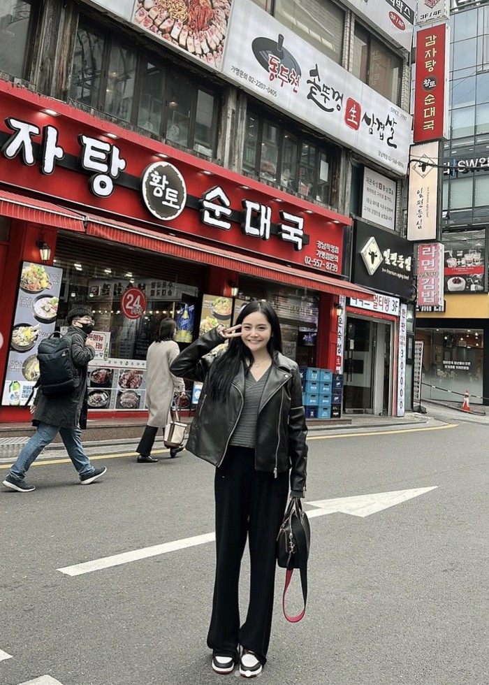 Selain Operasi Hidung, Mawar AFI Juga 'Cafe Hopping' Saat di Korea