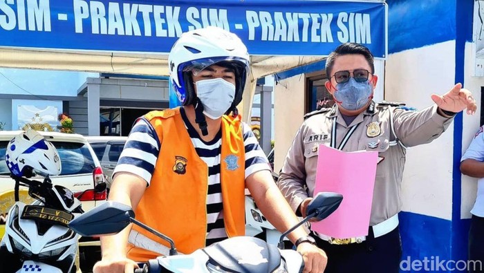 Materi Ujian Praktik dan Teori SIM C Terbaru 2024, Ada Contoh Soal! Materi Ujian Praktik dan Teori SIM C Terbaru 2024, Ada Contoh Soal!