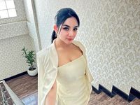 Lala Widy Ungkap Momen Terindah di 2023: Ajak Orang Tua dan Anak Umrah