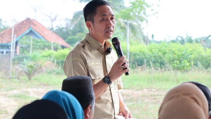 Pj Walkot Palembang Minta Warga Miskin Lapor Jika Tak Pernah Dapat Bantuan Pj Walkot Palembang Minta Warga Miskin Lapor Jika Tak Pernah Dapat Bantuan