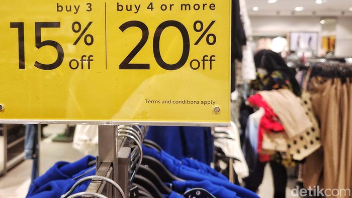 Perang Diskon Ramaikan Masa Libur Akhir Tahun