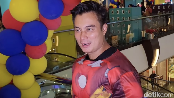 Baim Wong Ajukan Cerai Talak Paula Verhoeven, Tuntut Hak Asuh Anak Baim Wong Ajukan Cerai Talak Paula Verhoeven, Tuntut Hak Asuh Anak