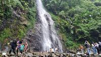 Liburan ke Curug Cijalu Subang, Apa Saja Daya Tariknya?