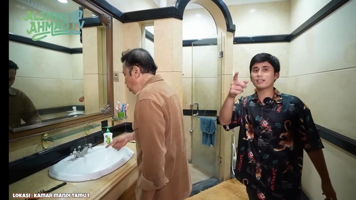 Potret Rumah Orang Tua Alshad Ahmad yang Dijual Rp 300 M, Bak Istana Eropa