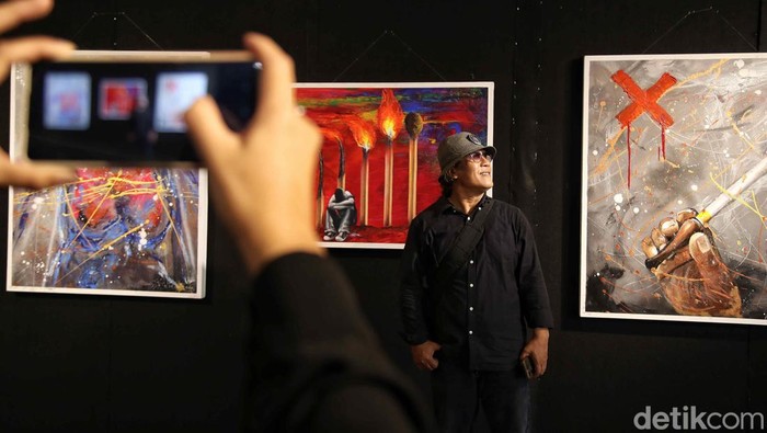 Kampanye Anti Rokok Lewat Pameran Lukisan