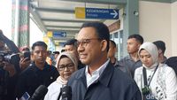 Anies Lanjutkan Kampanye di Tasikmalaya, Disambut Relawan Emak-emak