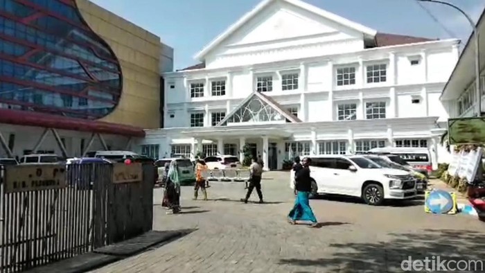 6 Warga Pasuruan Terpapar COVID Varian Baru, Gejala Mirip Influenza 6 Warga Pasuruan Terpapar COVID Varian Baru, Gejala Mirip Influenza