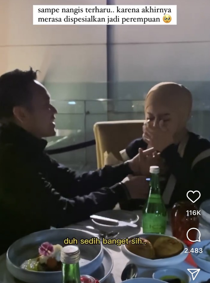 Keseruan Jenita Janet Saat Makan Malam dan Sarapan di Perahu