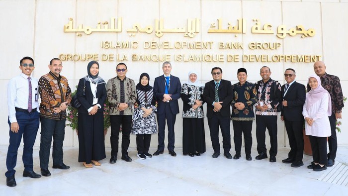 Percepat Ekosistem Halal Jatim, Khofifah Jajaki Kerja Sama dengan IsDB ... Percepat Ekosistem Halal Jatim, Khofifah Jajaki Kerja Sama dengan IsDB ...